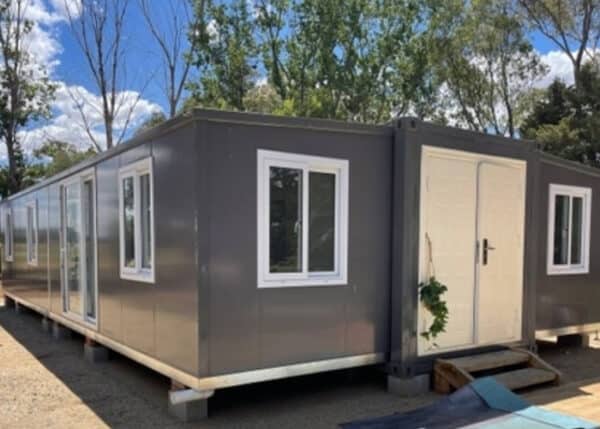40ft Container Homes - Container Homes Direct